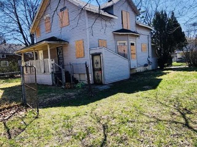 2601 Dakota Ave, Flint, MI 48506