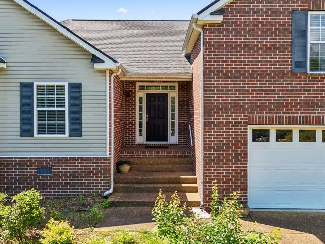 2601 Danbury Cir
