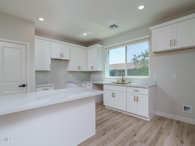2601 E Clarendon Ave, Unit 14, Phoenix, AZ 85016 | MLS #7017