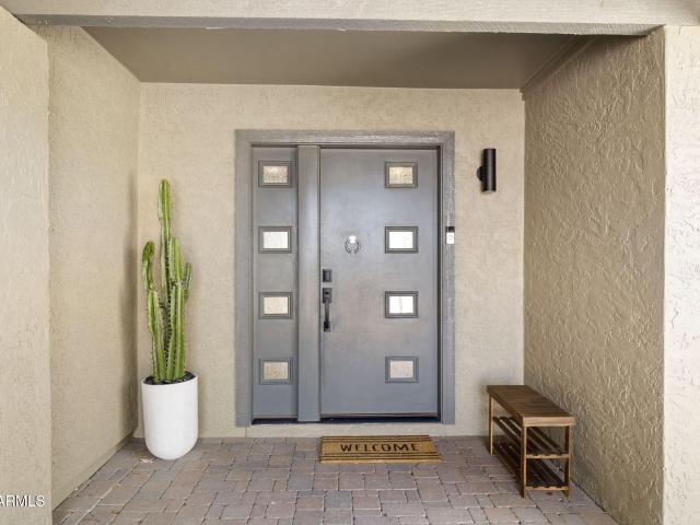 2601 e sahuaro drive