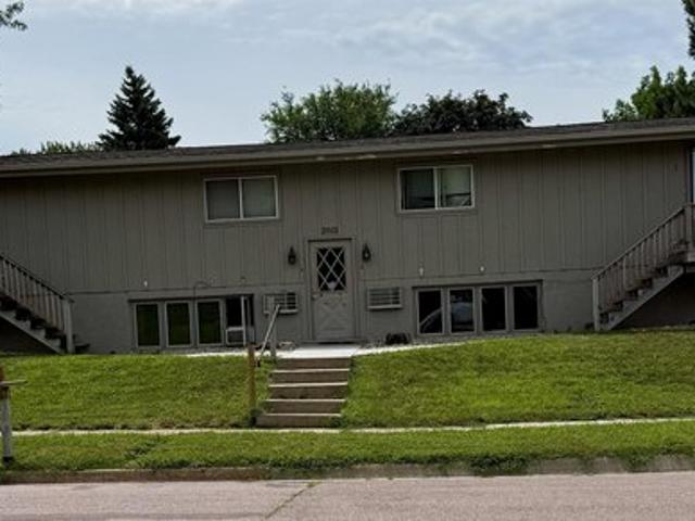 2601 E Pioneer Trl, Sioux Falls, SD 57103