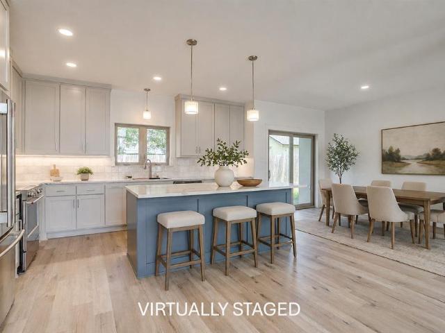 2601 Easy Street