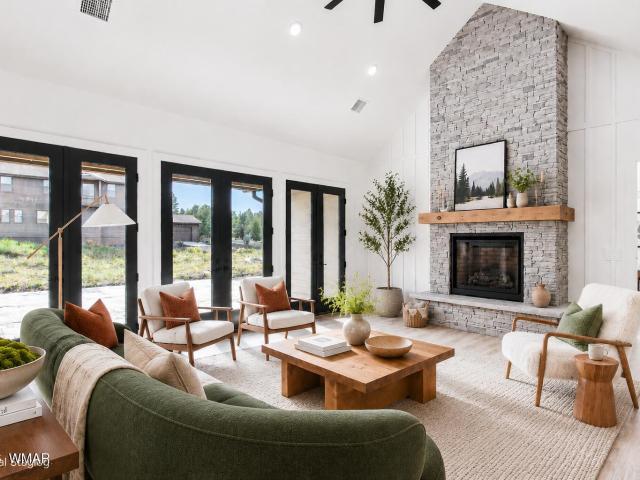 2601 Edgewater