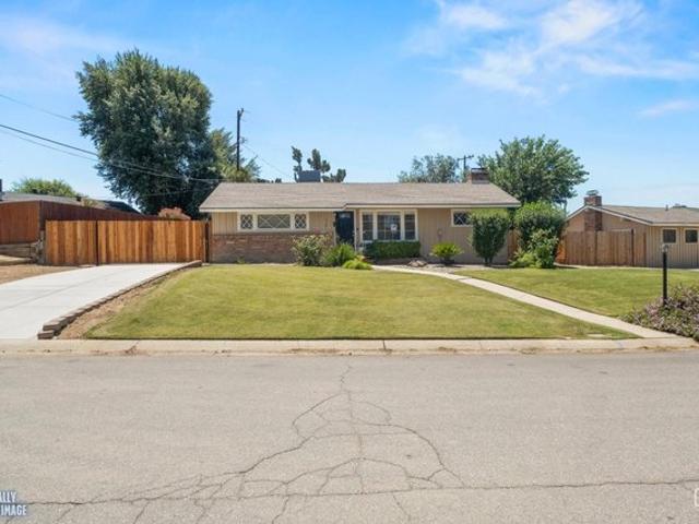 2601 Kellogg Arc, Bakersfield, CA 93306