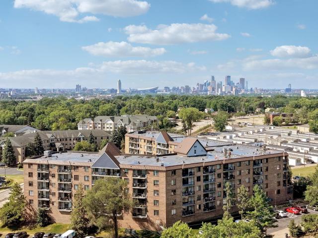 2601 Kenzie Terrace # 412
