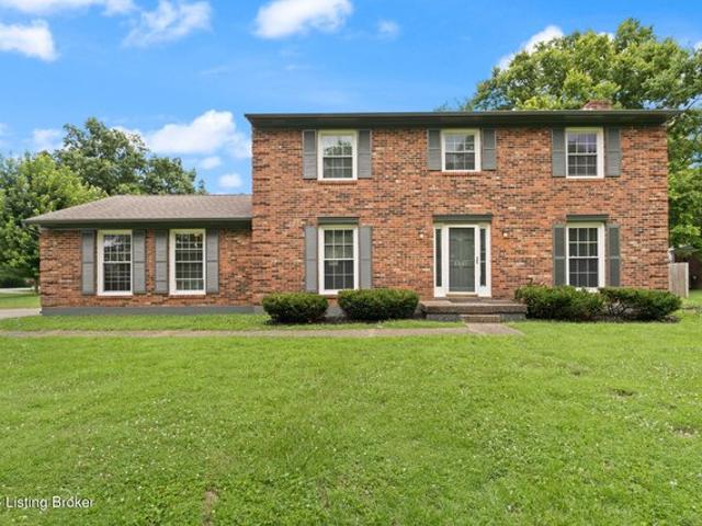 2601 Stony Brook Dr, Louisville, KY 40220