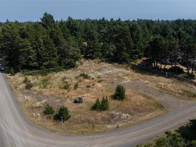 2601 S Bagpiper Ln Lot Trg, Westport, WA 98595