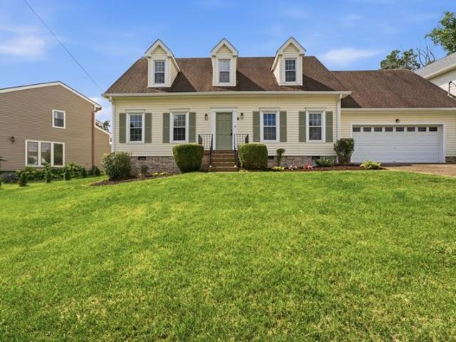 2601 Somerset Dr, Nashville, TN 37217