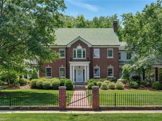 2601 W Market St, Greensboro, NC 27403