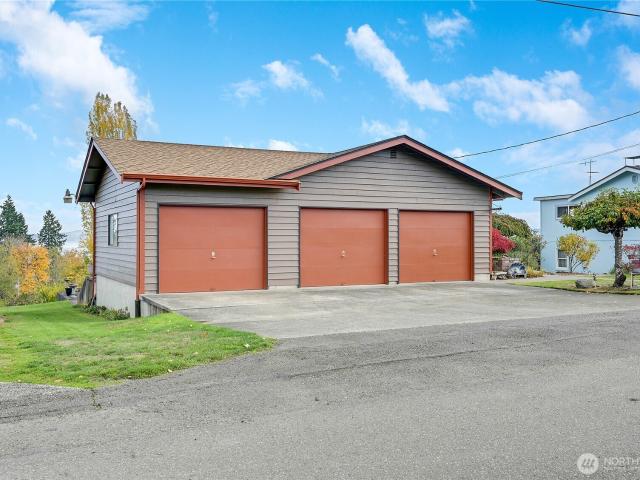 2601 2nd Ave E, Port Orchard, WA 98366 | MLS #2504 | Compass