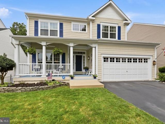 26025 Rachel Hill Dr, Chantilly, VA 20152