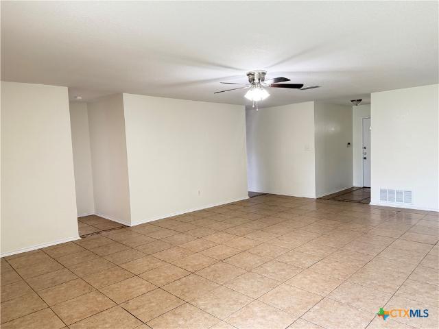 2602 Bigleaf Dr