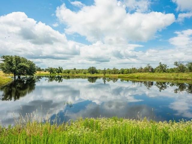 2602 County Road 406, Llano, TX 78643