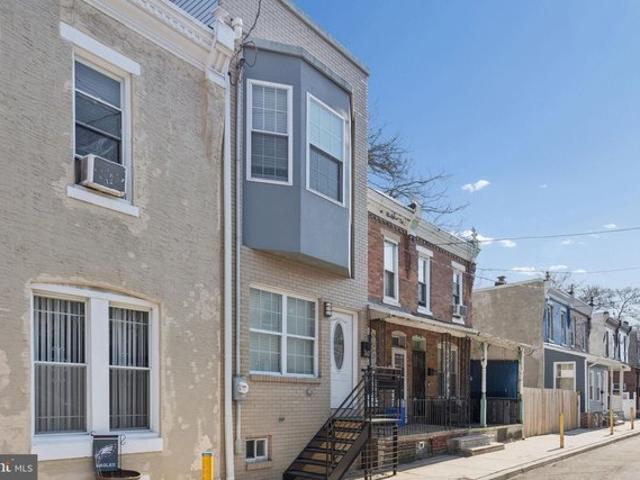 2602 Deacon St, Philadelphia, PA 19129