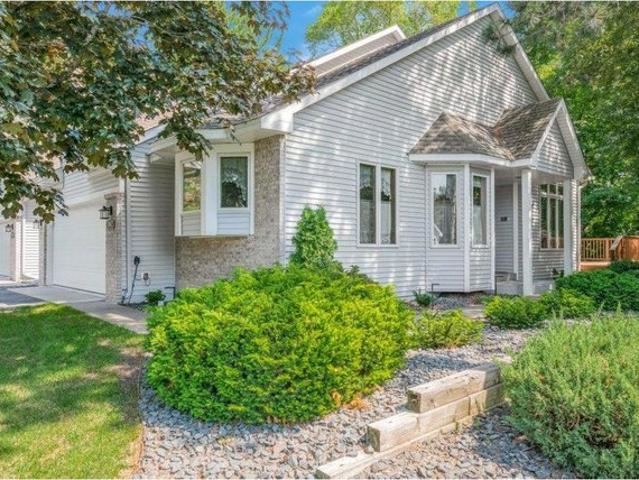 2602 Rivers Bluff Ln, Anoka, MN 55303