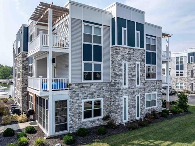 2602 S Waterside Ct, Marblehead, OH 43440