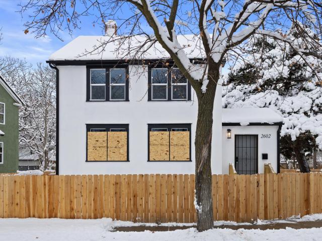 2602 W Port Sunlight Way, Milwaukee, WI 53209 | MLS #1944 | Compass