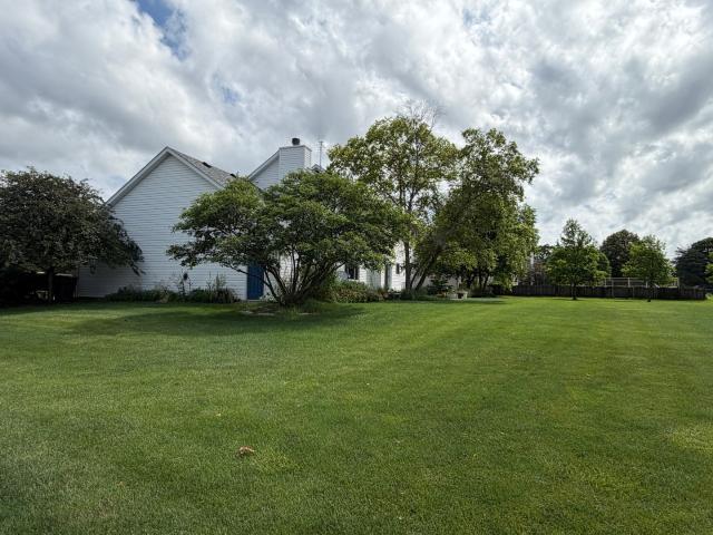 26033 W Lauren Drive
