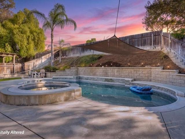 26030 Fox Run Ct, Murrieta, CA 92563