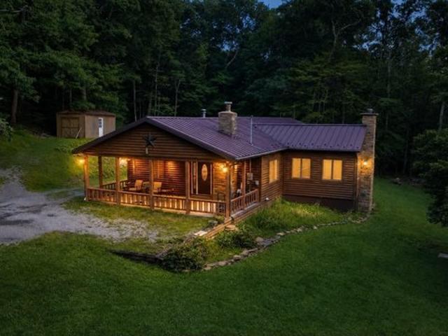 26032 Veterans Memorial Hwy, Terra Alta, WV 26764