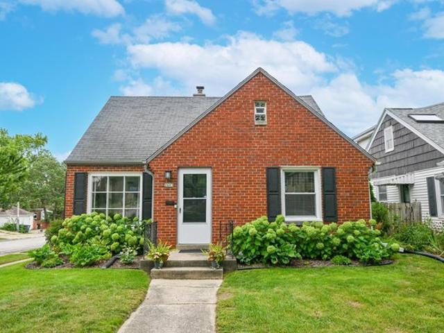 2603 N 66th St, Wauwatosa, WI 53213