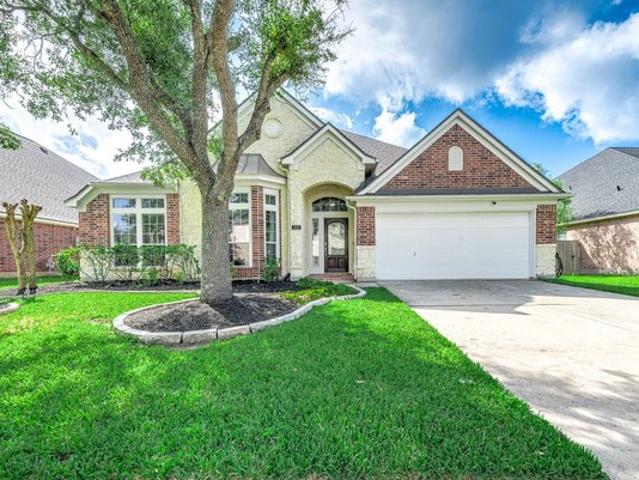 2603 Brightlake Way Ln, Pearland, TX 77584