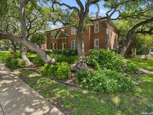 2603 Inwood View Dr