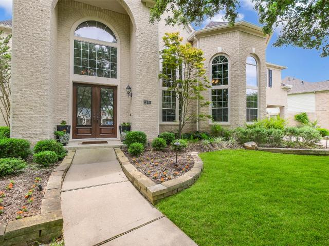 2603 Little Lake Court