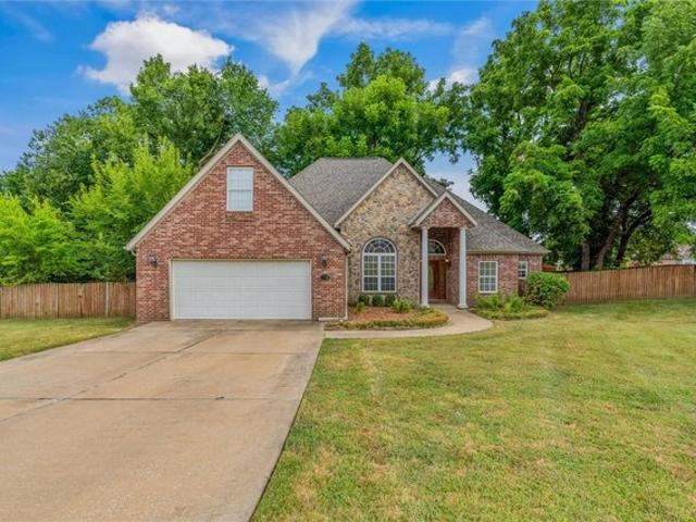2603 SW 8th St, Bentonville, AR 72712