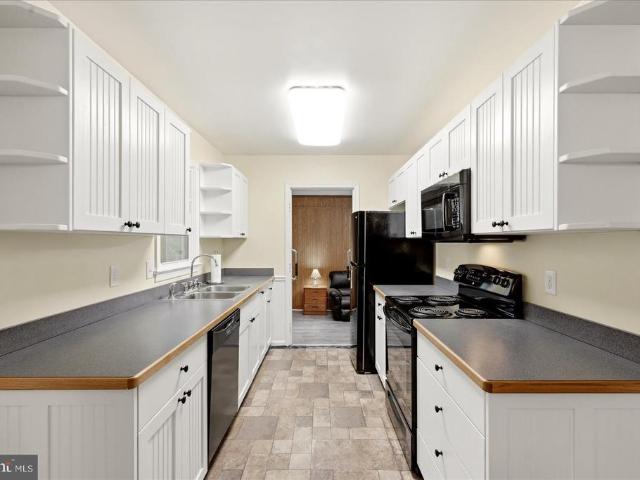 2603 Seskey Glen Court