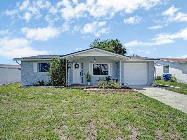 2603 Society Dr, Holiday, FL 34691