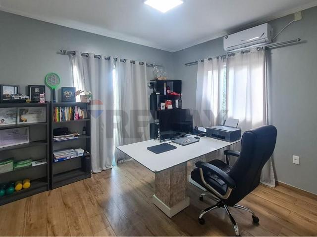 260.00 M² Casa Alugar, 3 Dormitórios localizado em Flores, Manaus, Amazonas, 69.058 440 | Brasil
