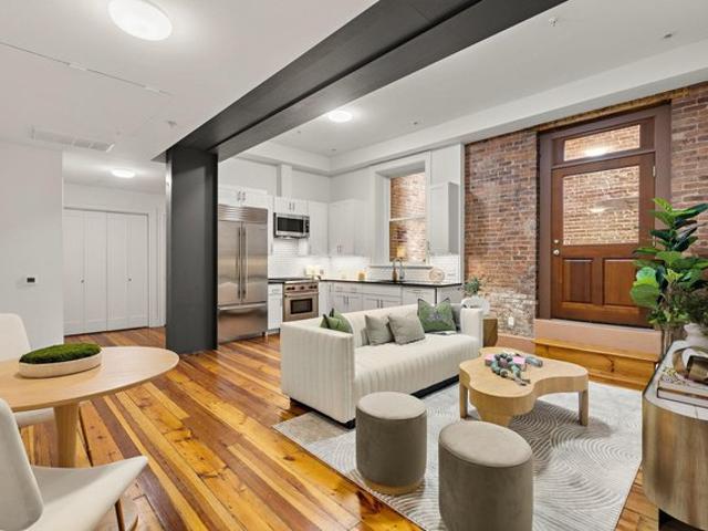 260 1st St Apt 1A, Jersey City, NJ 07302
