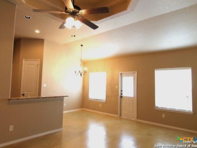 260 262 Rosalie Drive