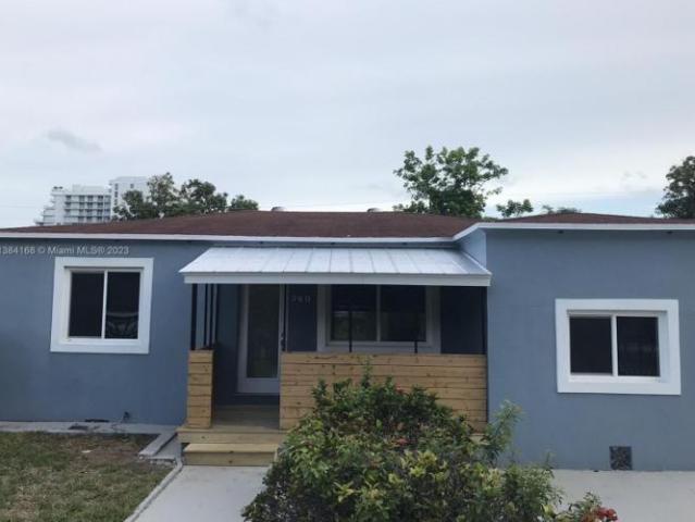 260 46th St NE, Miami, FL 33137