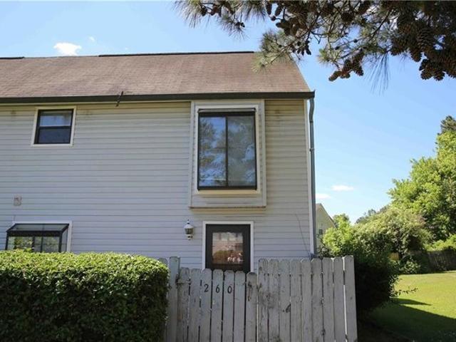 260 Country Club Dr, Jonesboro, GA 30238