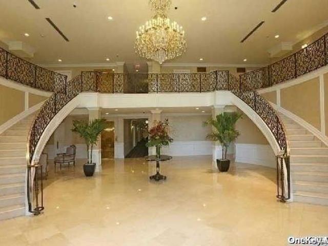 260 Central, Unit 135, Lawrence, NY 11559 | MLS #823351 | Compass