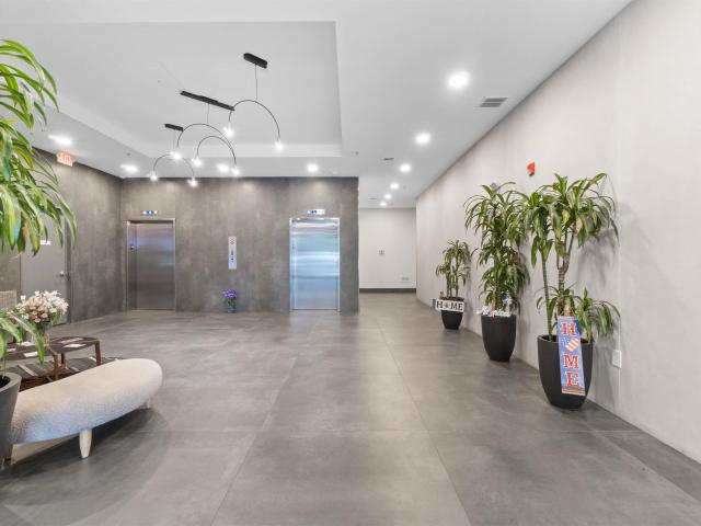 260 Avenue E # 511