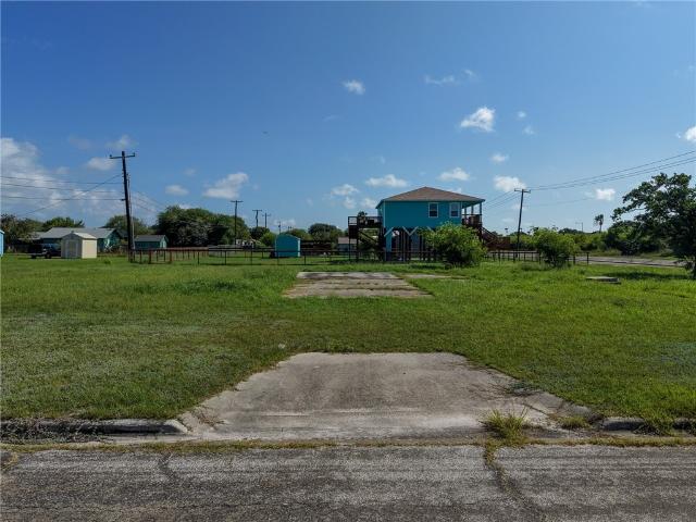 260 E Deberry Avenue