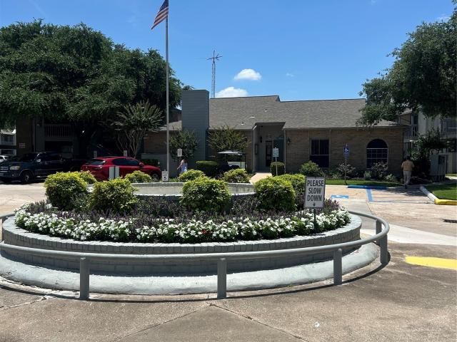 260 El Dorado Boulevard 2506