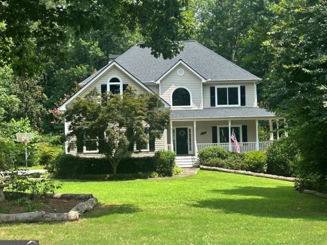 260 Kensington Dr, Sharpsburg, GA 30277