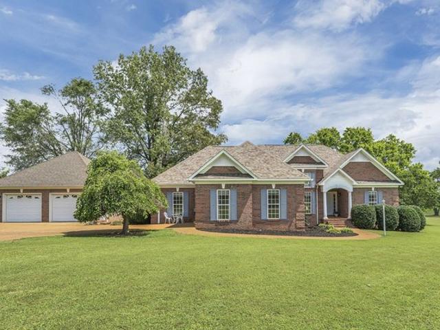 260 Kerr Farms Ln, Savannah, TN 38372