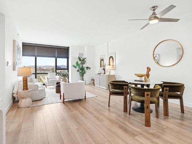 260 King Street 555