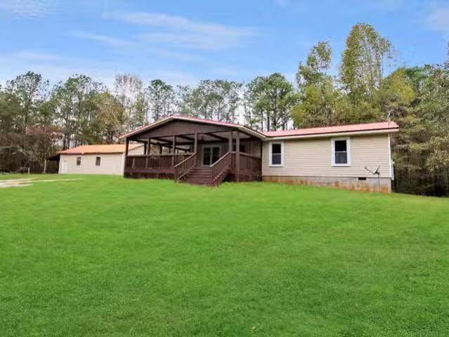 260 Jarrell Hogg Rd, West Point, GA 31833 MLS 10415495