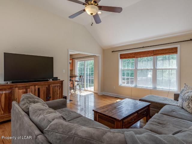 260 Mountain Road
