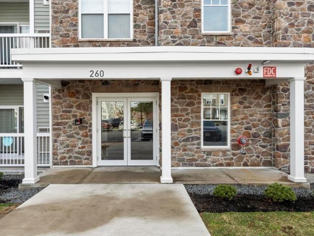 260 Martins Lndg, Unit 412, North Reading, MA 01864 | Compass