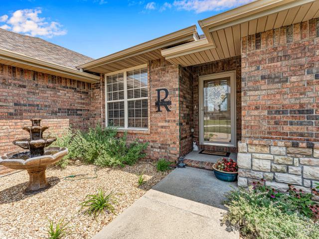 260 N Ladera Drive