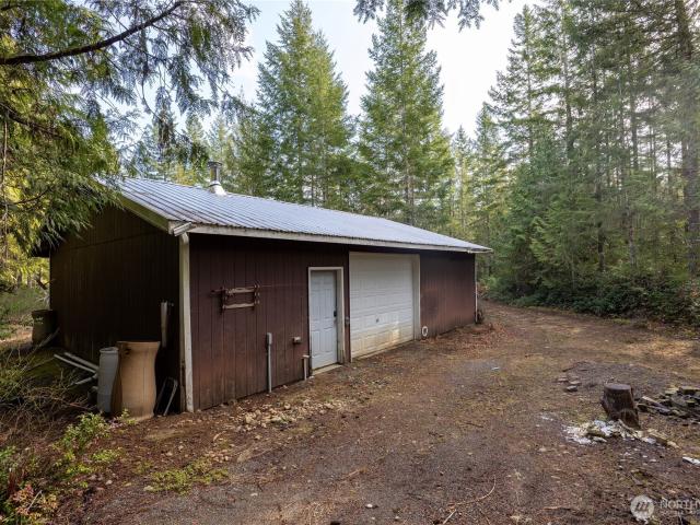 260 NE Kissin Tree Ln, Tahuya, WA 98588 | MLS #2489
