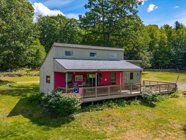 260 South Rd, Averill Park, NY 12018