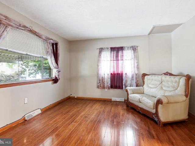 260 Somerset Street